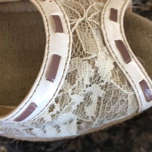 kenzie | Shoes | Kenzie Wedge Sandals Size 95 | Poshmark